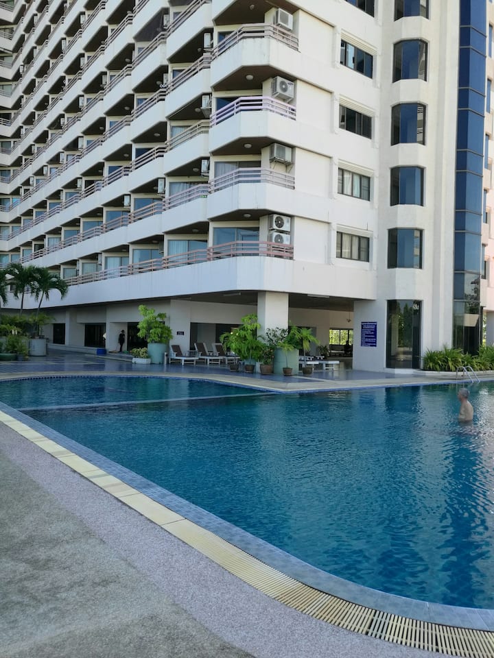 2 Bedrooms Seaview 706 Kiengtalay .100m To Beach - Pattaya City