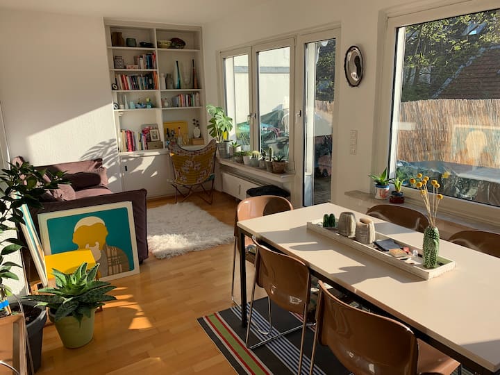 72 M²  ☀️ Spacious & Central Penthouse - Düsseldorf