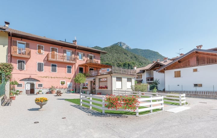 New Apartments Two Bedroom Balcony Lake View - Limone Sul Garda