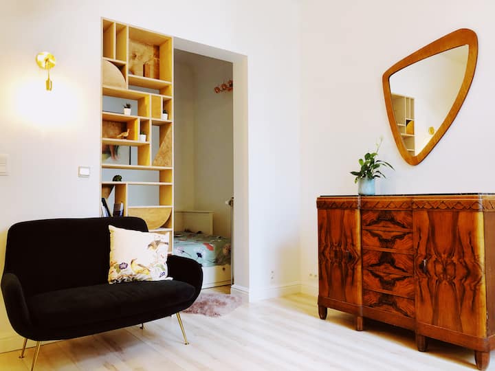 Newly Renovated Designer Studio - Antwerp