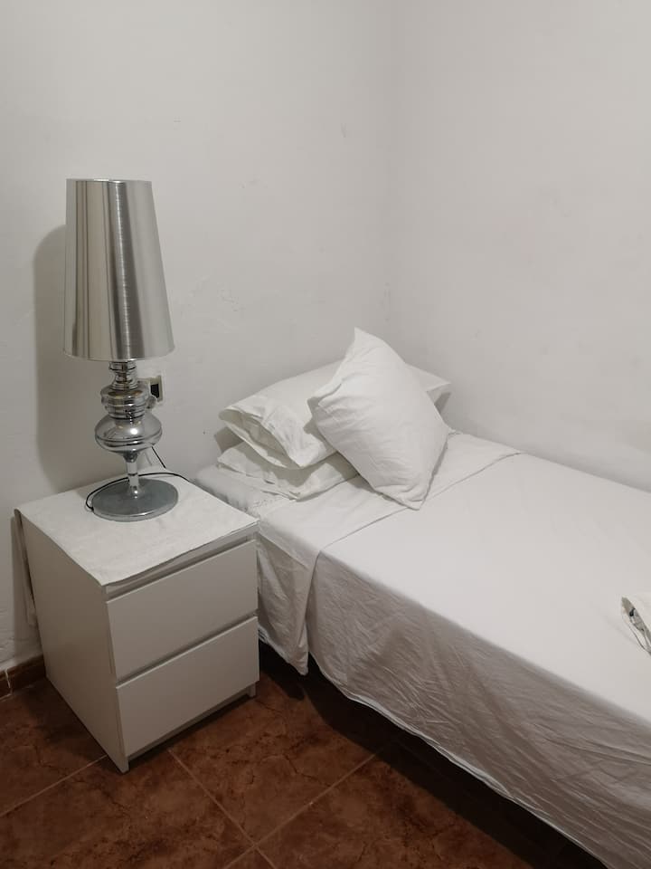 Single Room In The Center Of Sitges - Sitges