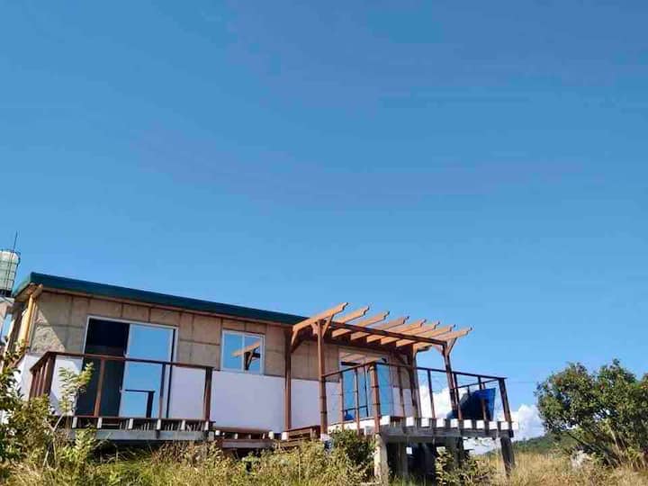Masamirey Hilltop Cottage W/seaview & Beach Access - Sual