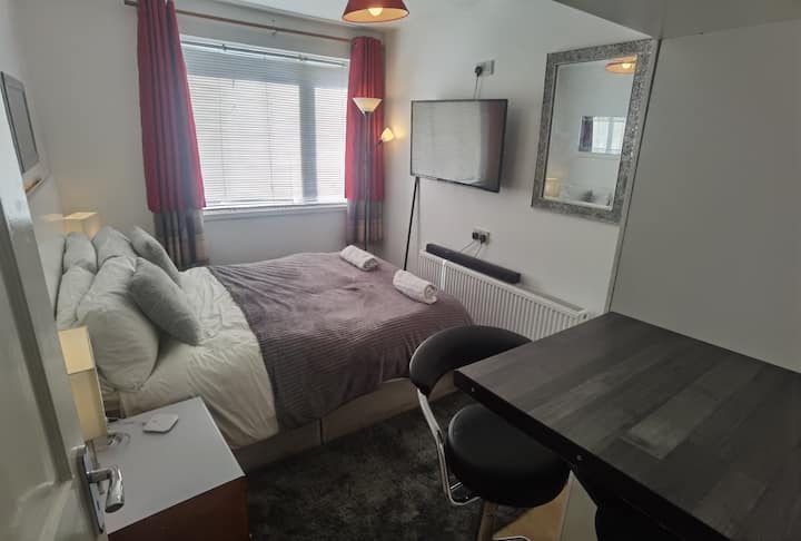 Small Flat Near Hospital - Letterkenny