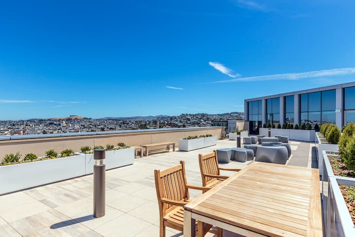 1 Br W R/t Deck, By Whole Foods Sf Life - San Francisco, CA