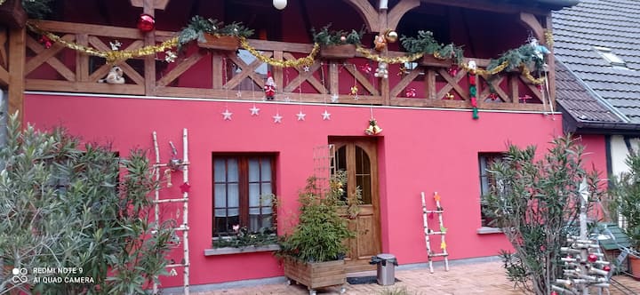 Gîte  Dans Un Petit Village Typique - Albé