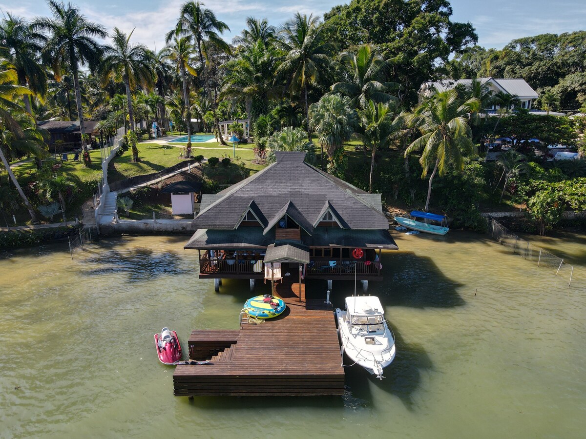 Puerto Barrios Vacation Rentals & Homes - Izabal Department, Guatemala ...