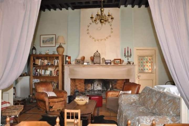 Chambre Double Ds Maison Ancienne Vue Sur Pyrénées - Bram