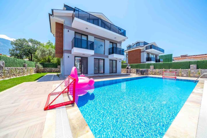 Fethiye’de Havuzlu Lüks Villa K - Hisarönü