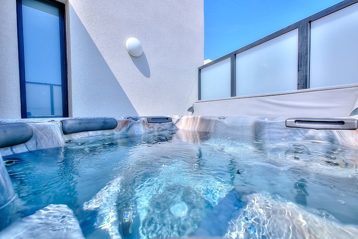 Superbe Penthouse Jacuzzi à 5min De La Croisette - Cannes