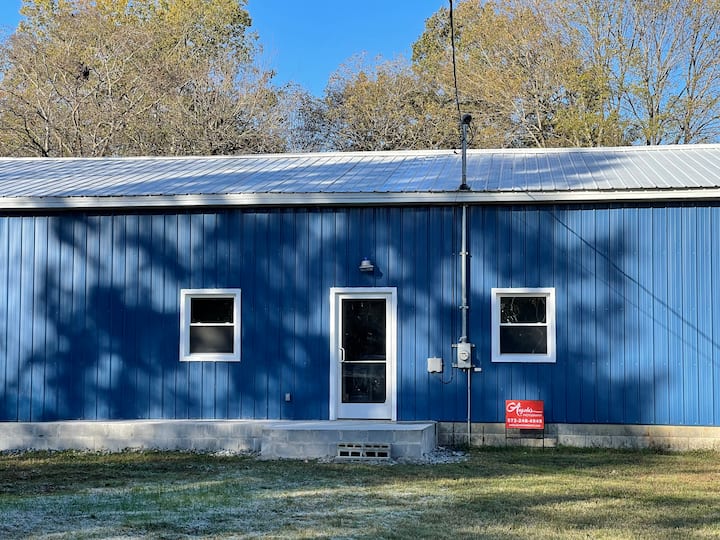 Music City Getaway ★ Comfy Bed + Spaceous Bathroom - Hendersonville, TN