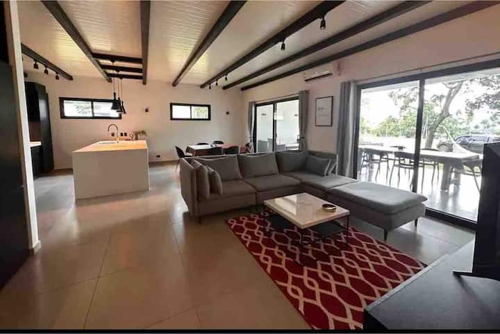 Gästehaus Casa Del Bosque 2 Mit 190 Qm - Paraguay