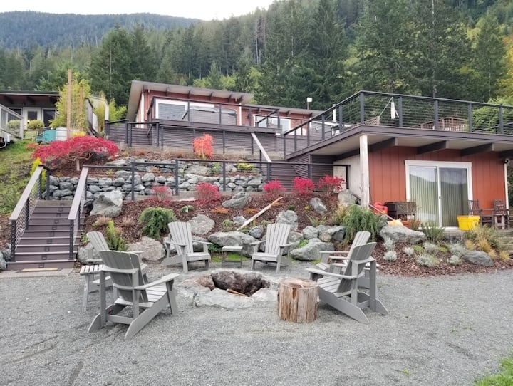 Lakefront Paradise Olympic National Park | Hot Tub - Lake Crescent, WA