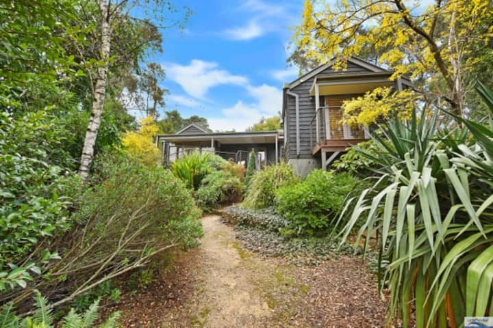 Hidden House In Katoomba, Quite & Convenient, New - Katoomba