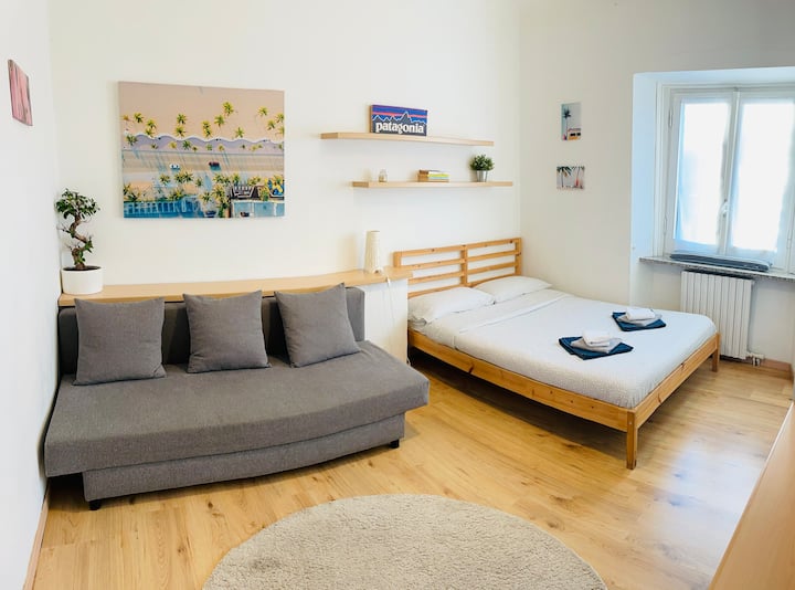 Luminoso Appartamento Con Garage Privato Gratuito - Milan