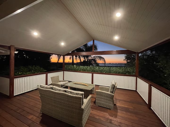 2 Bedroom Coastal Unit. - Rockingham