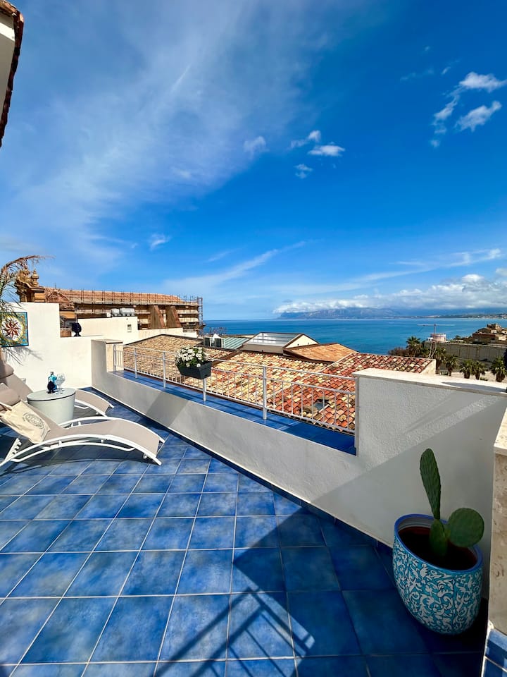 Borgo La Madrice Terrace Flat - Castellammare del Golfo
