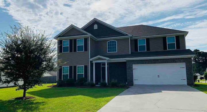 Cheerful Longterm Rental Near Savannah - Pooler, GA