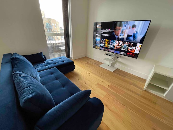 Luxury Top Floor Penthouse Apartment Near Heathrow - Hounslow