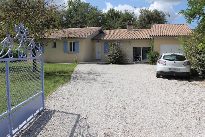 Studio Indépendant Au Coeur Du Vignoble Bordelais - La Brède