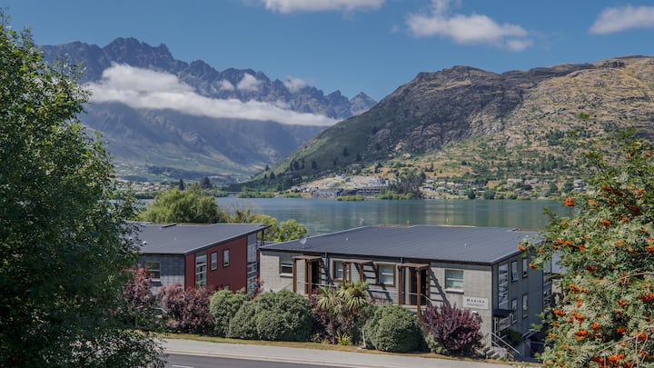 Marina Quarters 406 B Waterfront Views - Queenstown
