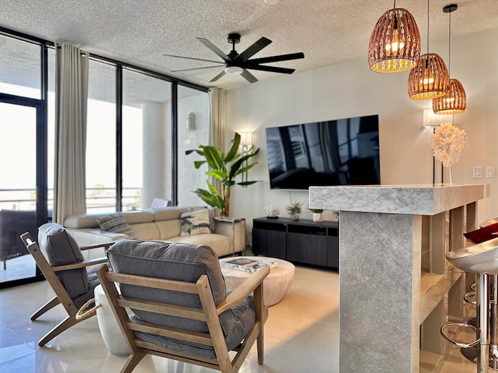 *Recently Renovated!* Beachfront Condo At Sunchase - South Padre Island