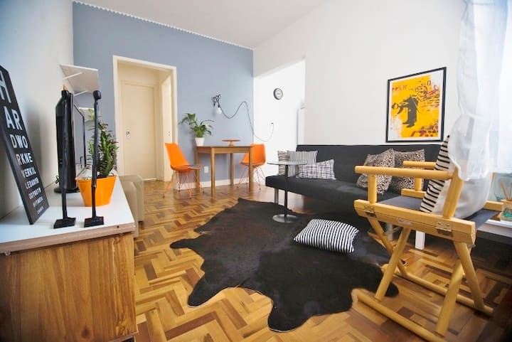 Lindo Apartamento Moinhos De Vento, Ar E Lava Seca - Porto Alegre
