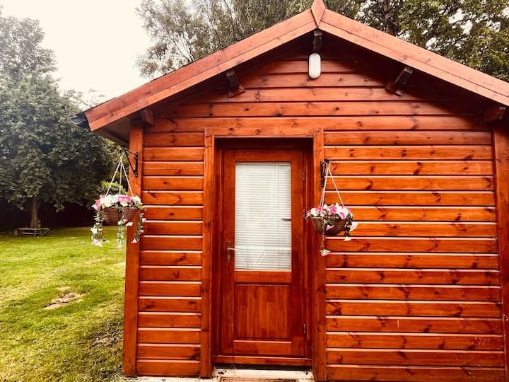 Cozy And Pretty Cabin Newbridge - Kildare