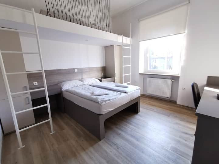 Triple Room With City View (Ljubljana City Centre) - Ljubljana