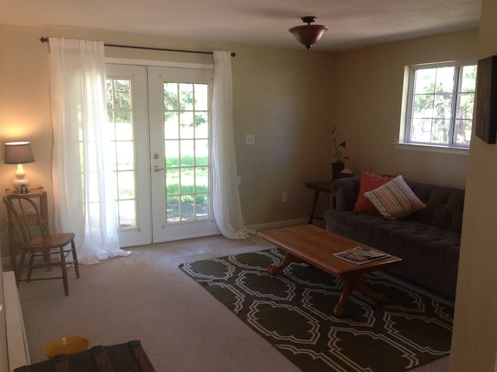 2 Bdrm 1 Bath On 1/2 Acre - Boulder, CO