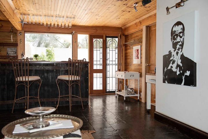 Chilli Studios Escape. Blackwood. Adelaide Hills. - Blackwood