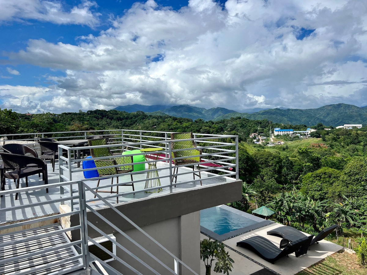 Sky Pad at the Observatory - Villas for Rent in Antipolo, Calabarzon ...