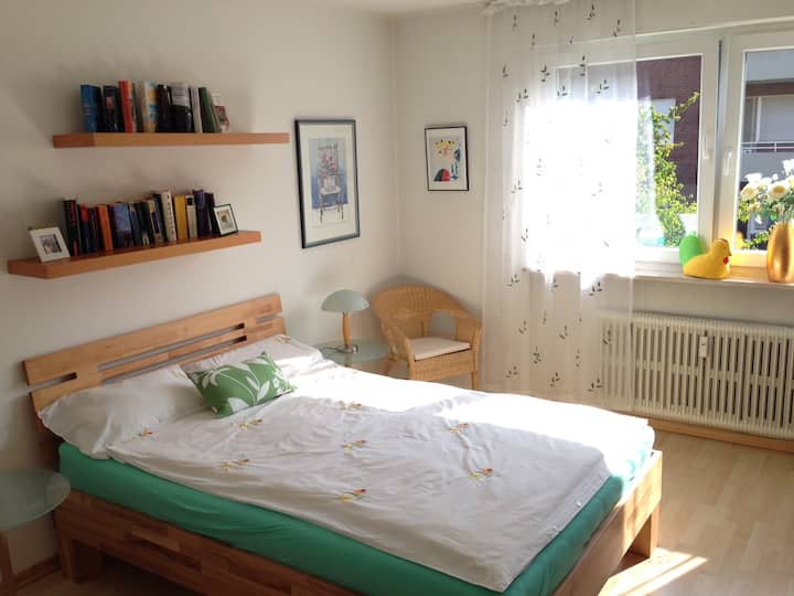Helles Zimmer In Sehr Ruhiger Lage - Münster