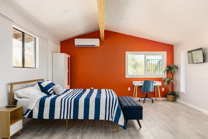 Desert Oasis Studio W/ Stunning Views & Pool - Sonora