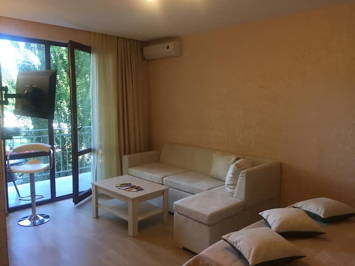 Sun Zone Apartment - Tbilisi
