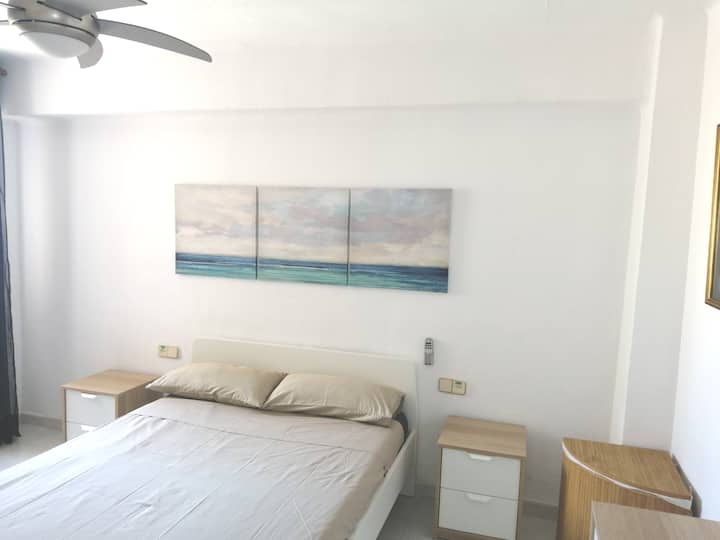 In Front Of Supermarket 4 Bedrooms (Vt-41369-v) - Xeraco