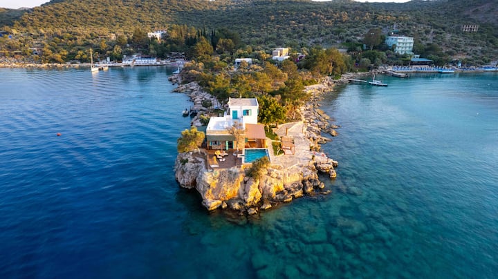 Luxury Villa On A Private Island - Kaş
