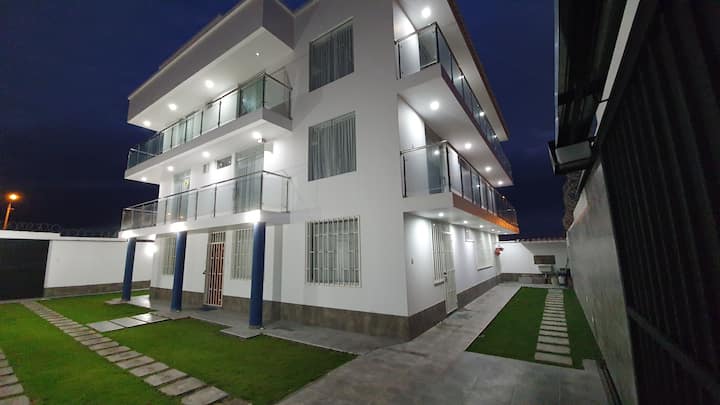 Casa En Playa Catarindo, Mejor Playa De Mollendo - Mollendo