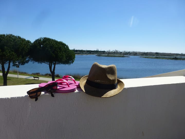 Appt Standing 42m2 + Terr 30m2, Vue Exceptionnelle - Port Camargue