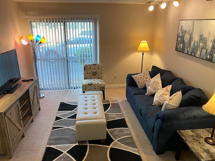 "Live, Work, Play-uf/shands" -Things Terrific Llc - Gainesville, FL