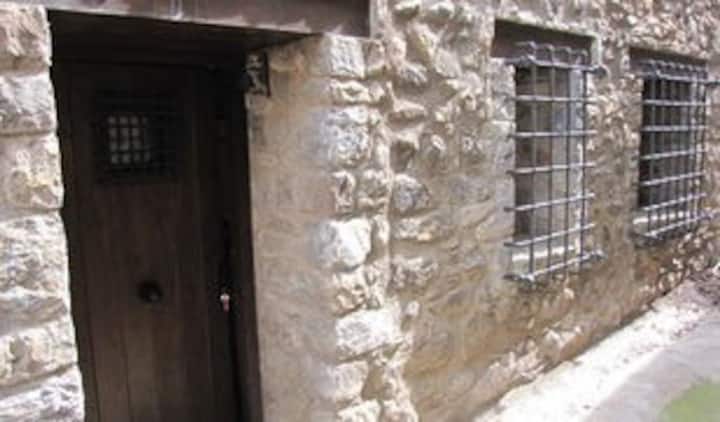 Apartament Al Peu Del Cadi Moixero Poble Medieval - Bagà