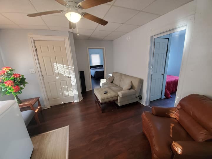 (F2)convenient 2bdrm Syracuse University Apartment - Syracuse, NY