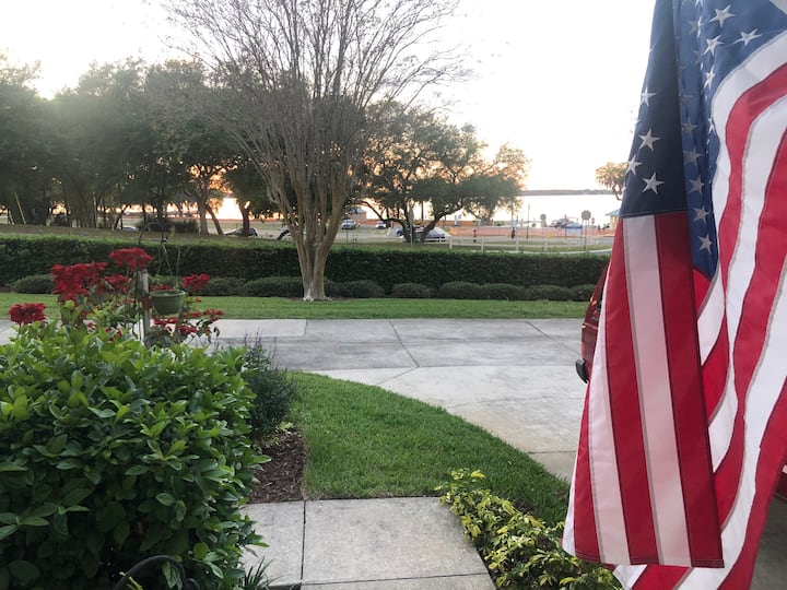 Private Studio Apt On Bike Trail & Lake - Clermont, FL