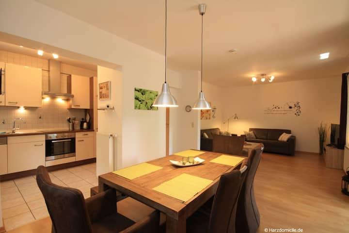 72 M² Ferienwohnung ∙ 1 Schlafzimmer ∙ 4 Gäste - Sankt Andreasberg