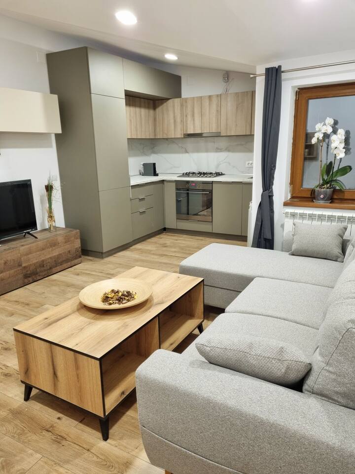 Cozy Apartment Near City Center - Bucharest