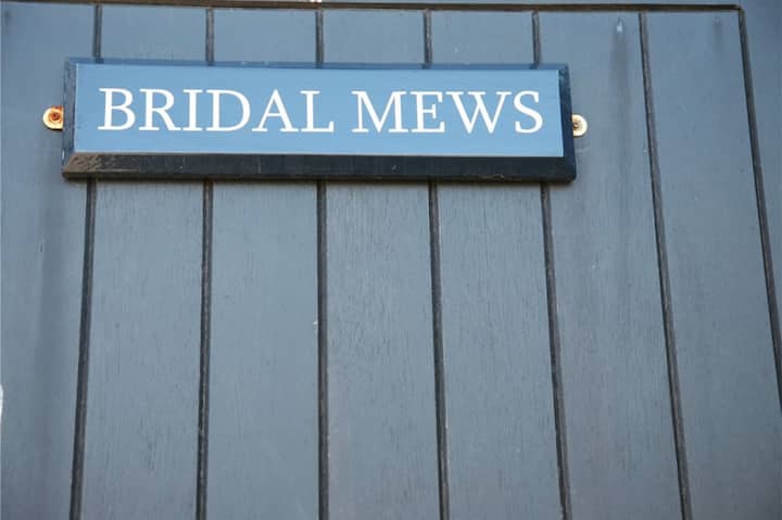 Bridal Mews Apartment - Wirral