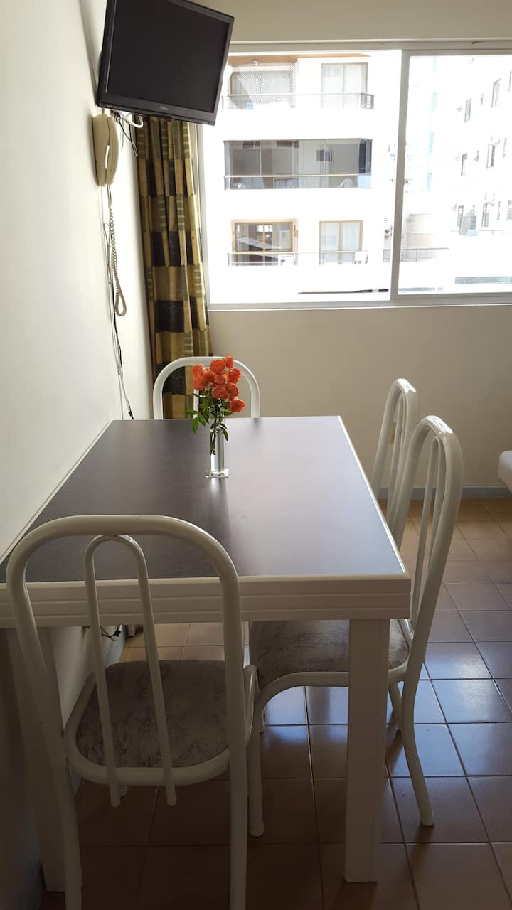 Apartment Downtown, 5min Walk From Beach W/ Split - Balneario Camboriú