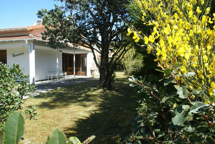 Maison Pour 4 à 8 Personnes Proche De La Plage. - Vendays-Montalivet