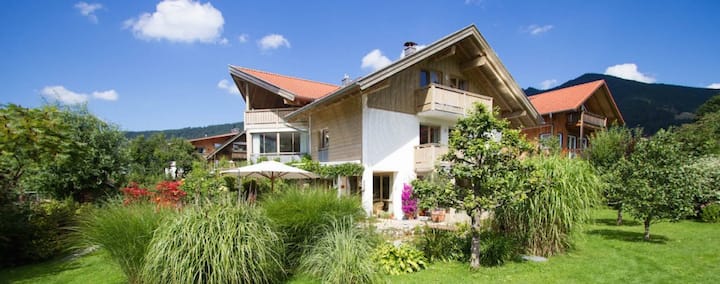 Ruhige Fewo Mit Großer Glasfront In Richtung Berge - Oberammergau
