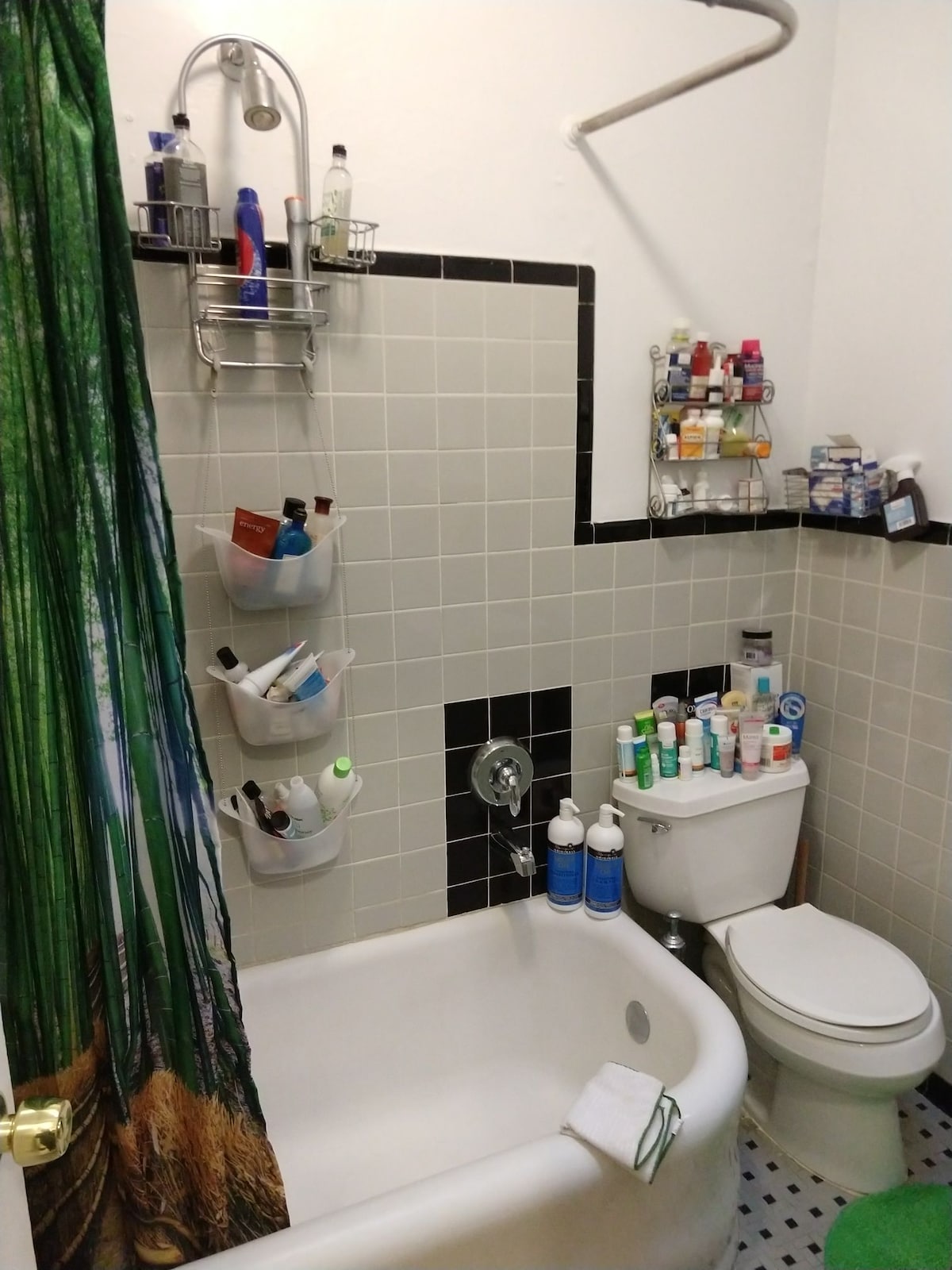 Ruhiges Studio in der obersten Etage - Wohnungen zur Miete in New York ...