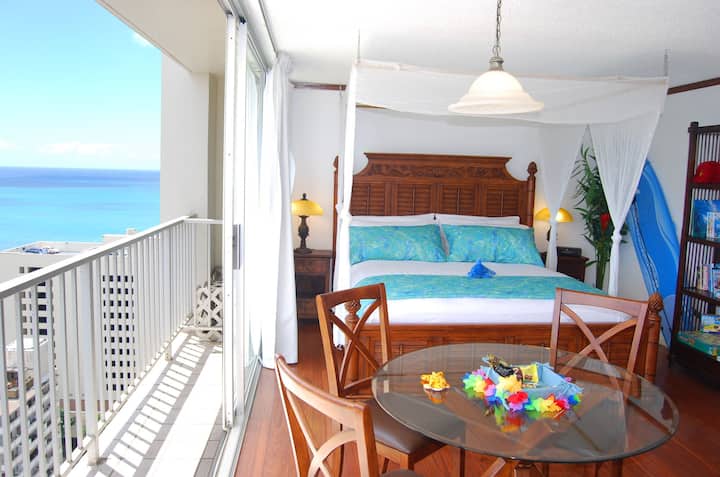 Gorgeous Ocean View Studio In Waikiki - Waimanalo Beach, Hawaii